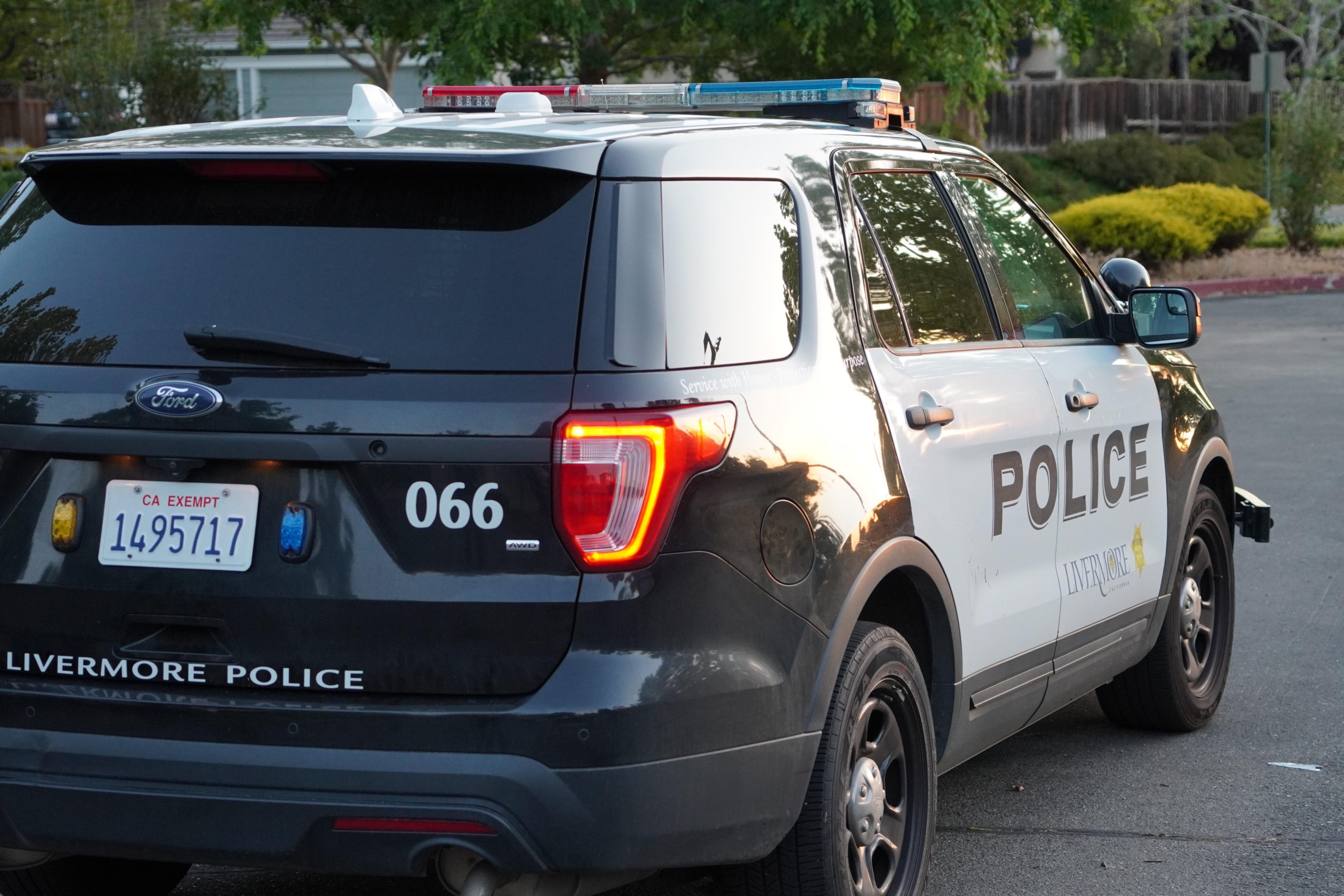 LPD arrest two for allegedly possessing guns and drugs - Livermore Vine